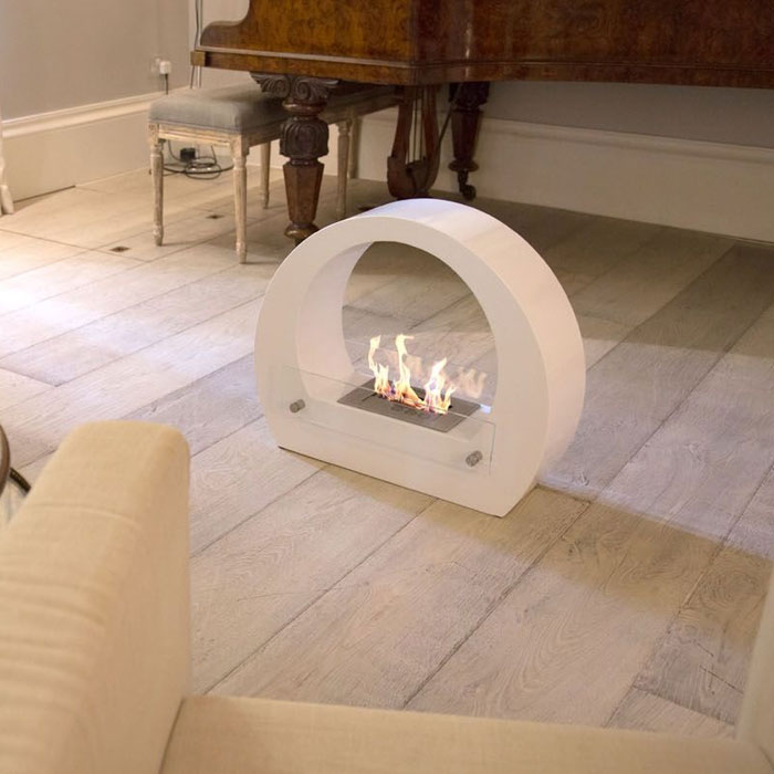 To browse the Venia store,