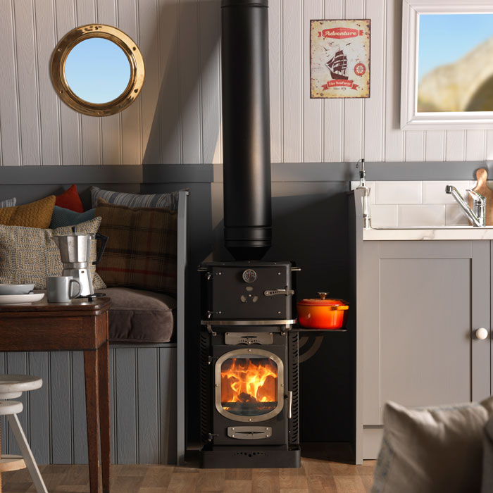 Go Eco Adventurer 5 with Optional Oven & Side Warming Rack