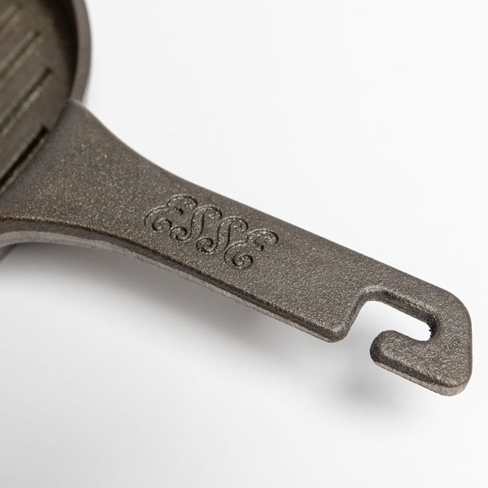 To browse the Venia store,