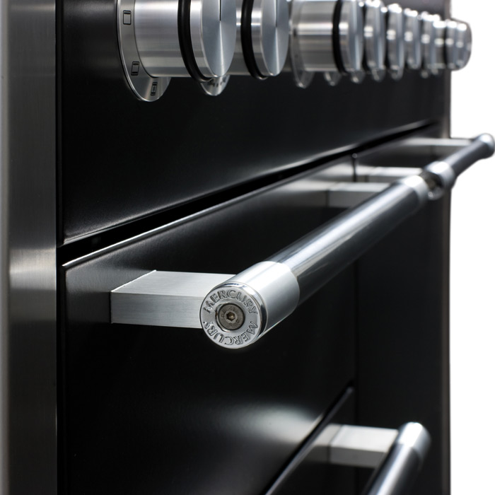 To browse the Venia store,
