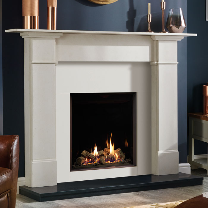 To browse the Venia store,